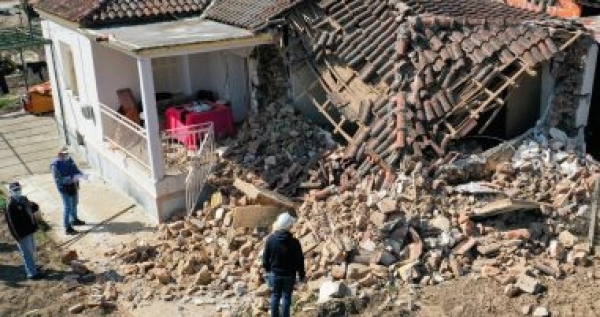 Συγκέντρωση τροφίμων και ειδών πρώτης ανάγκης για τους κατοικους των ...