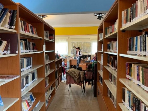 Η ΔΗΜΟΤΙΚΗ ΒΙΒΛΙΟΘΗΚΗ ΛΑΓΚΑΔΑ ΠΑΡΟΥΣΙΑΖΕΙ ΤΑ ΝΕΑ ΒΙΒΛΙΑ ΤΗΣ